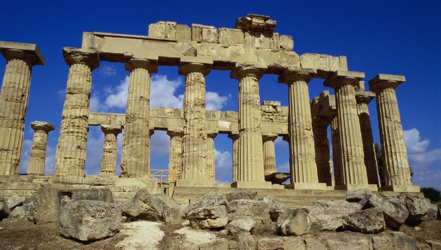 Cuál es la única maravilla del mundo antiguo que sigue en pie